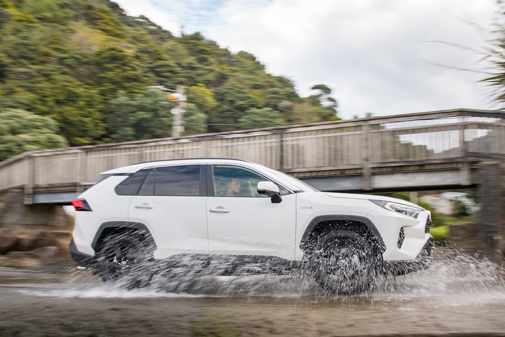 NZ exclusive: new Toyota RAV4 Hybrid gets tested, on and off - Driven ...