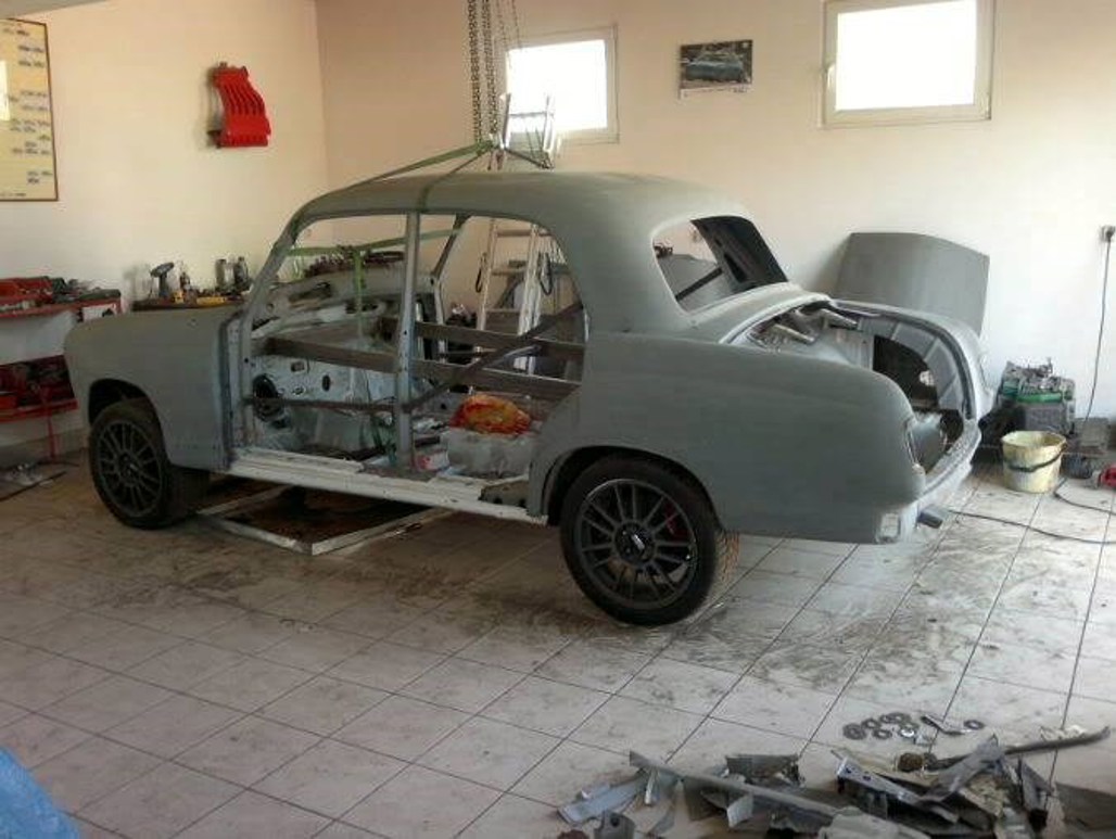 Is this Evo-swapped 1961 Mercedes-Benz the world's most biza - Driven ...