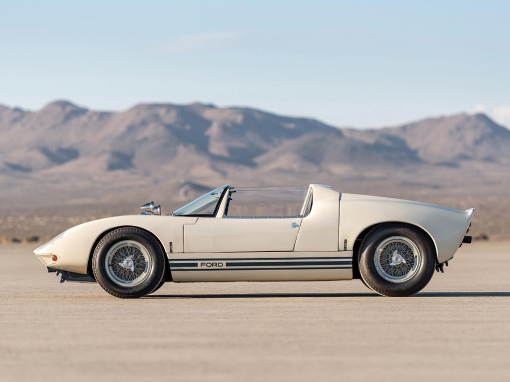 A look inside the incredible $16 million Ford GT Lineage auc - Driven ...