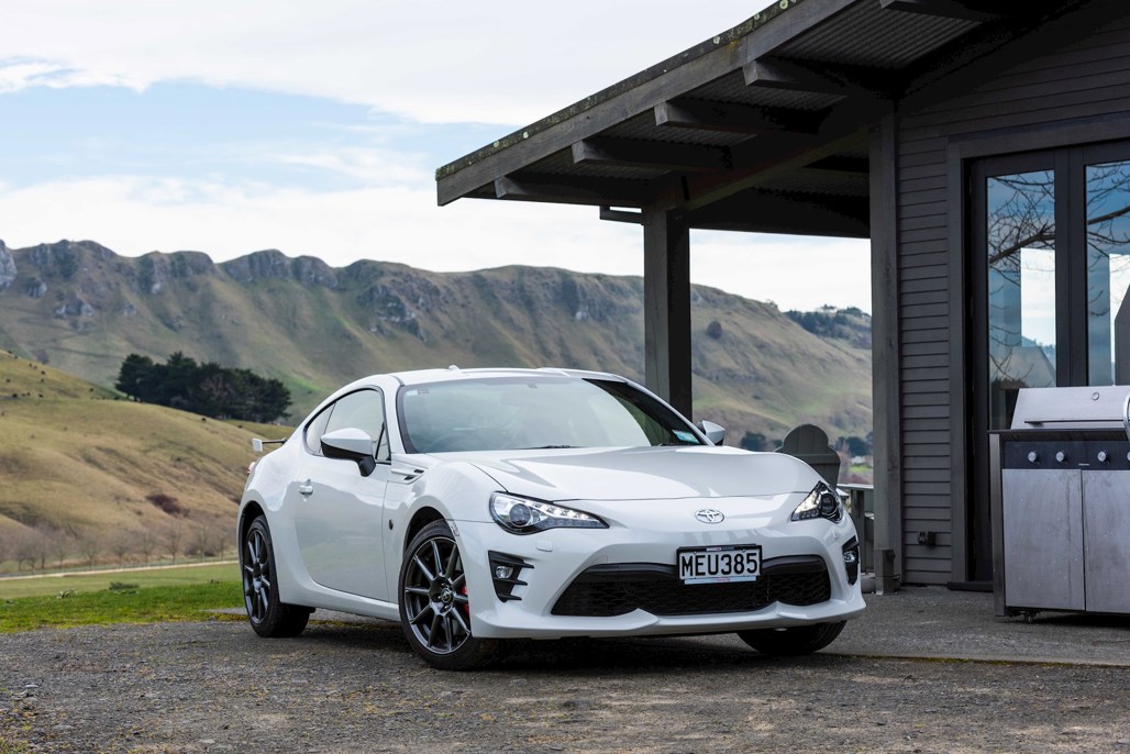New Toyota GT86 gets performance upgrades, but no power boos - Driven ...
