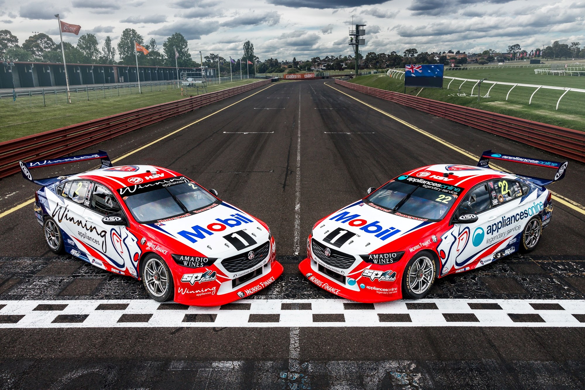 What a throwback: Supercars squad unveils 1999 tribute HRT l - Driven ...