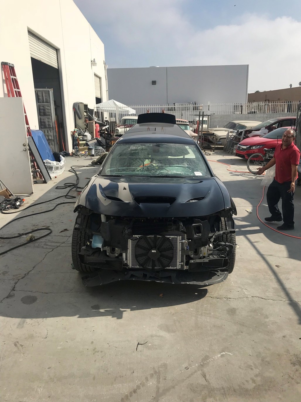 This stretched Dodge Charger Hellcat is the world's most pow - Driven ...