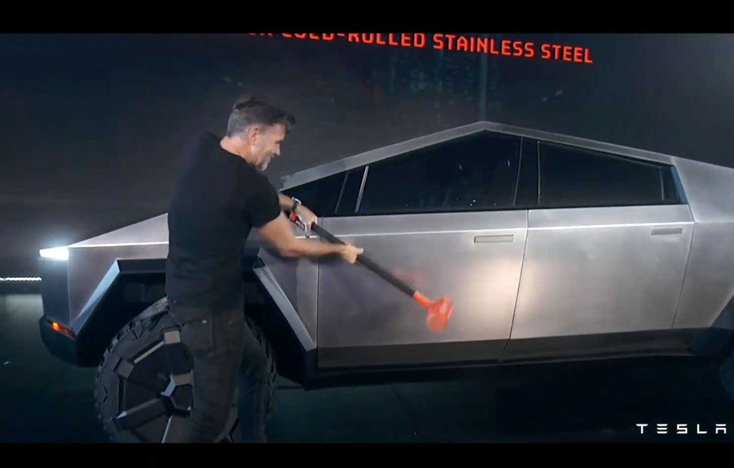 Tesla unveils ute of the future: meet the bulletproof electr - Driven ...