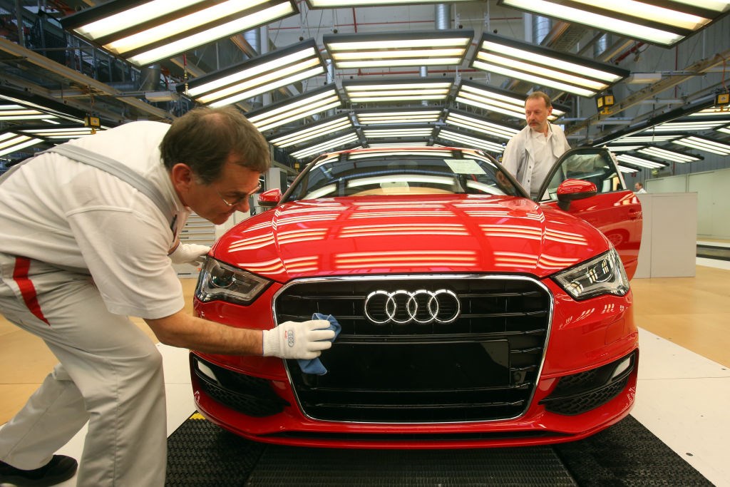 Audi reveals plans to cut 9500 jobs to fund shift to electri - Driven ...