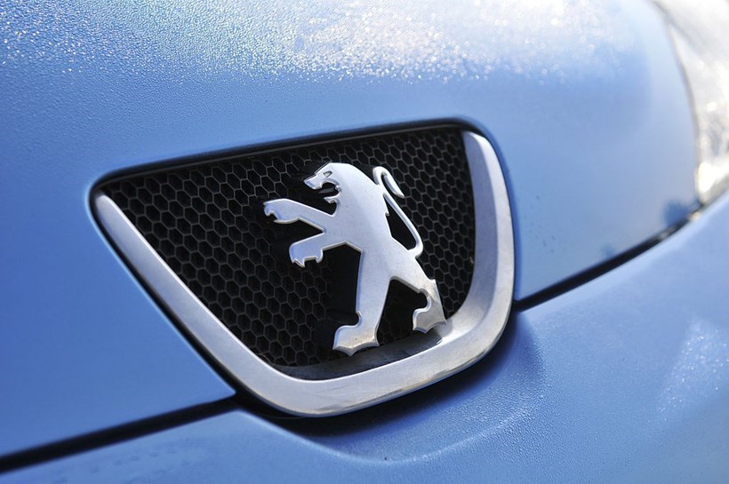 FCA and PSA Peugeot set to announce merger decision this wee - Driven ...