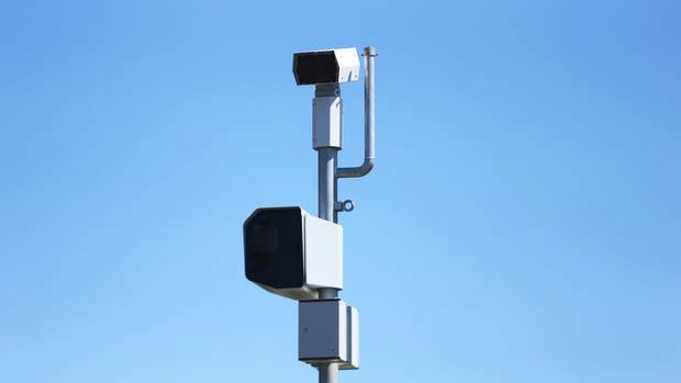 Eight new 'life-saving' red-light cameras installed around A - Driven ...