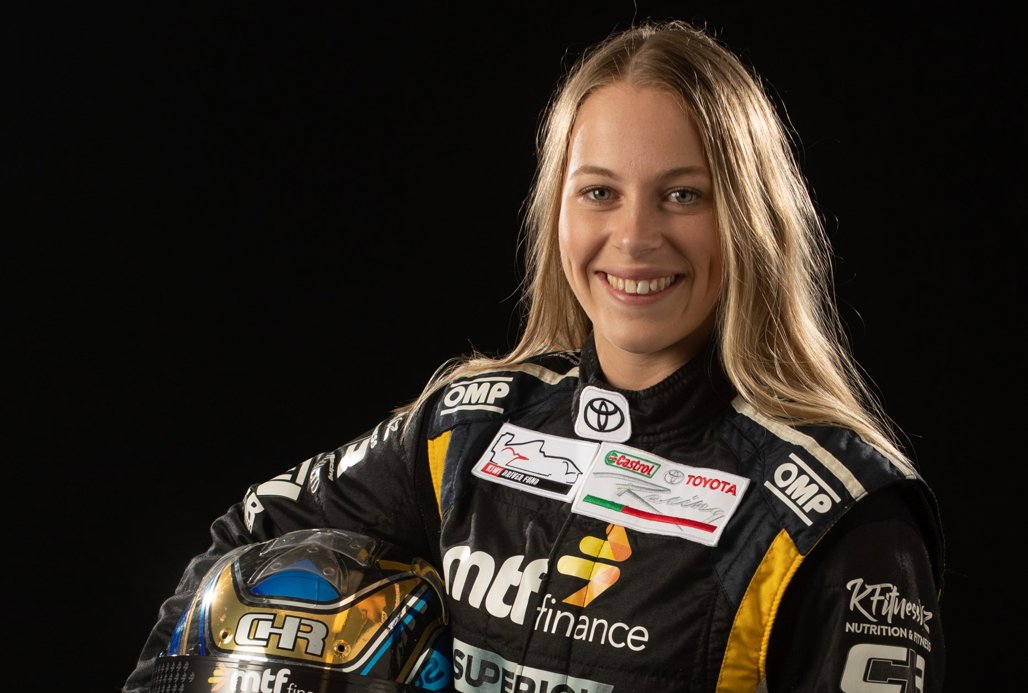 Fractured vertebrae forces Chelsea Herbert to withdraw from - Driven ...