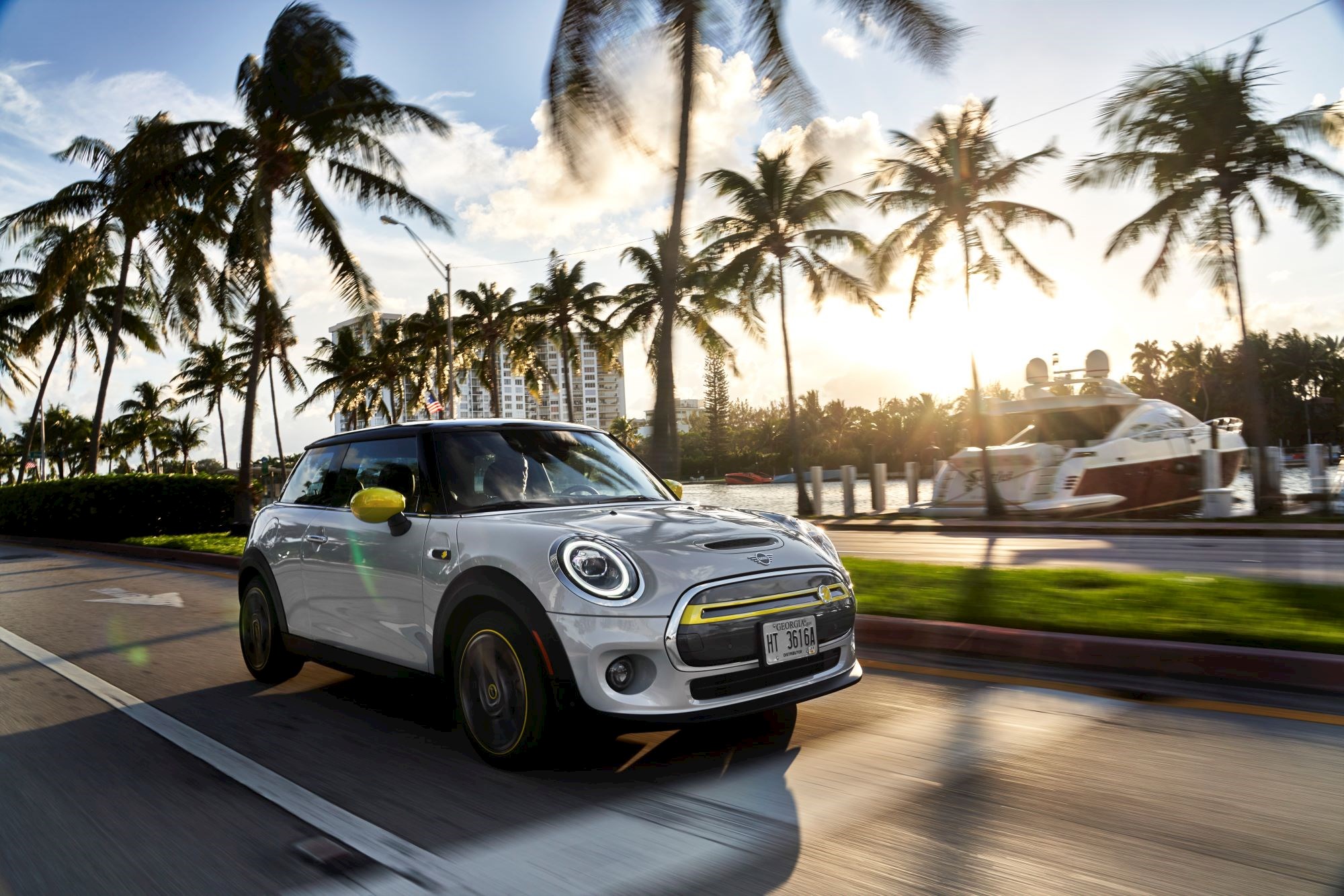 Can Mini's first fully-electric Cooper live up to its iconic - Driven ...