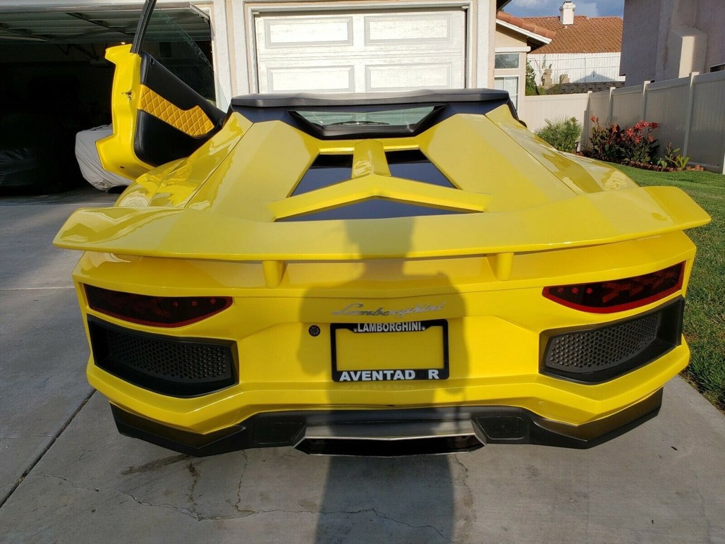 Incredibly cheap 'Lamborghini Aventador' attempts to hide a - Driven ...