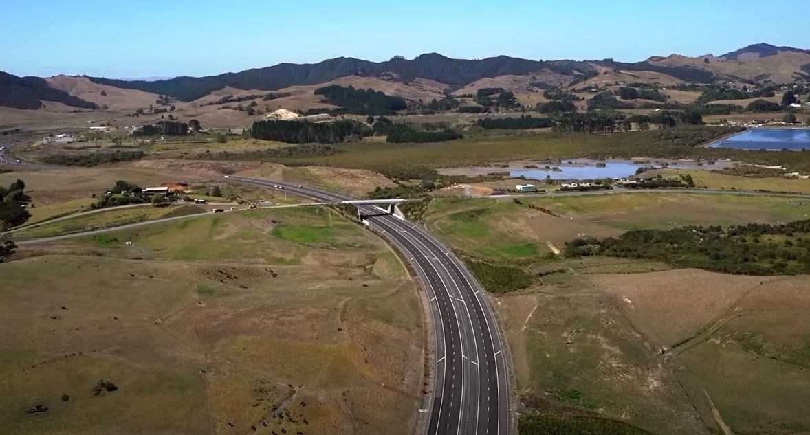 Waikato Expressway: Take an aerial tour of the recently-comp - Driven ...