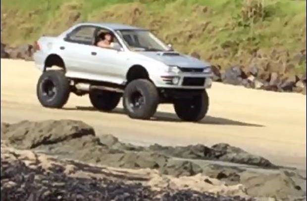 Watch: Badass lifted Subaru Impreza appears on Northland bea - Driven ...