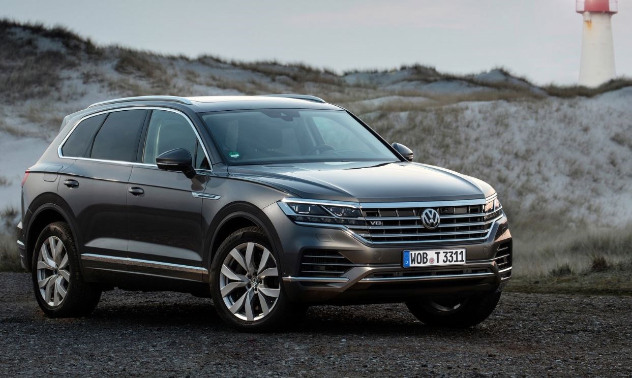 Volkswagen confirms monster V8-powered SUV for NZ - Driven Car Guide