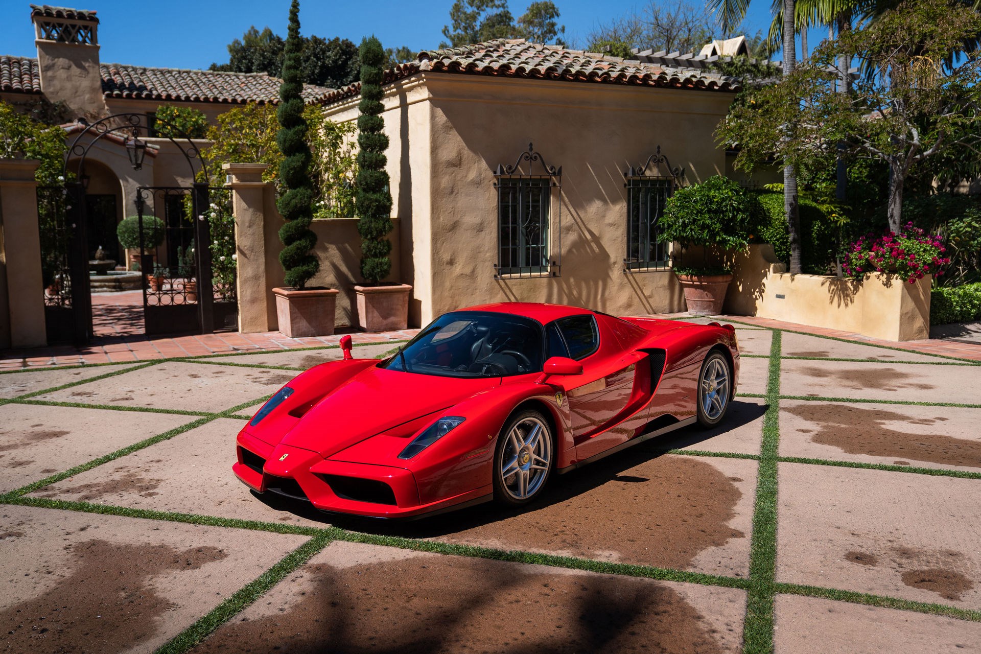 Ultra-rare Ferrari Enzo becomes the most expensive car ever - Driven ...