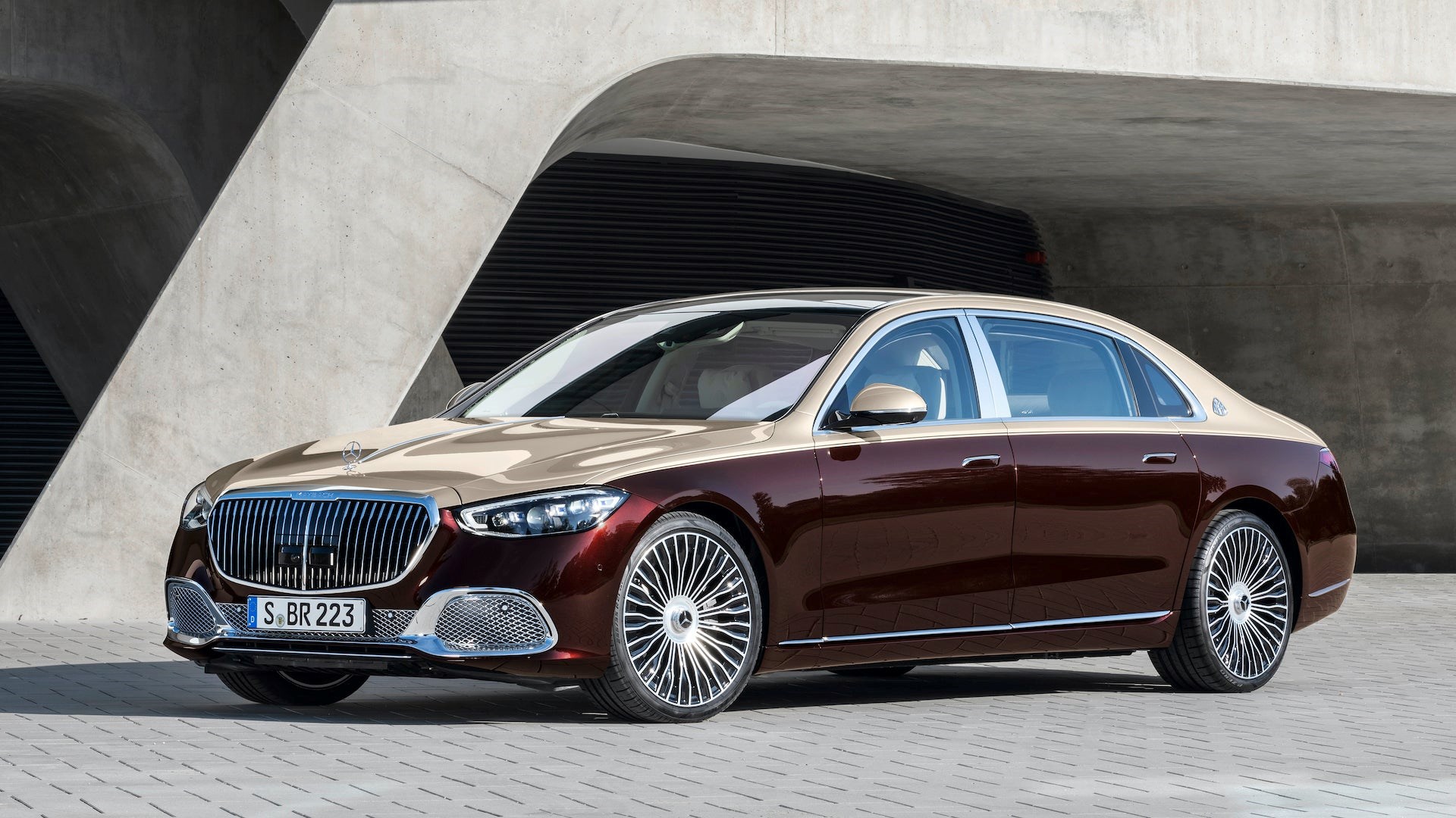 Mercedes-Maybach attempts to redefine luxury with $300K S-Cl - Driven ...