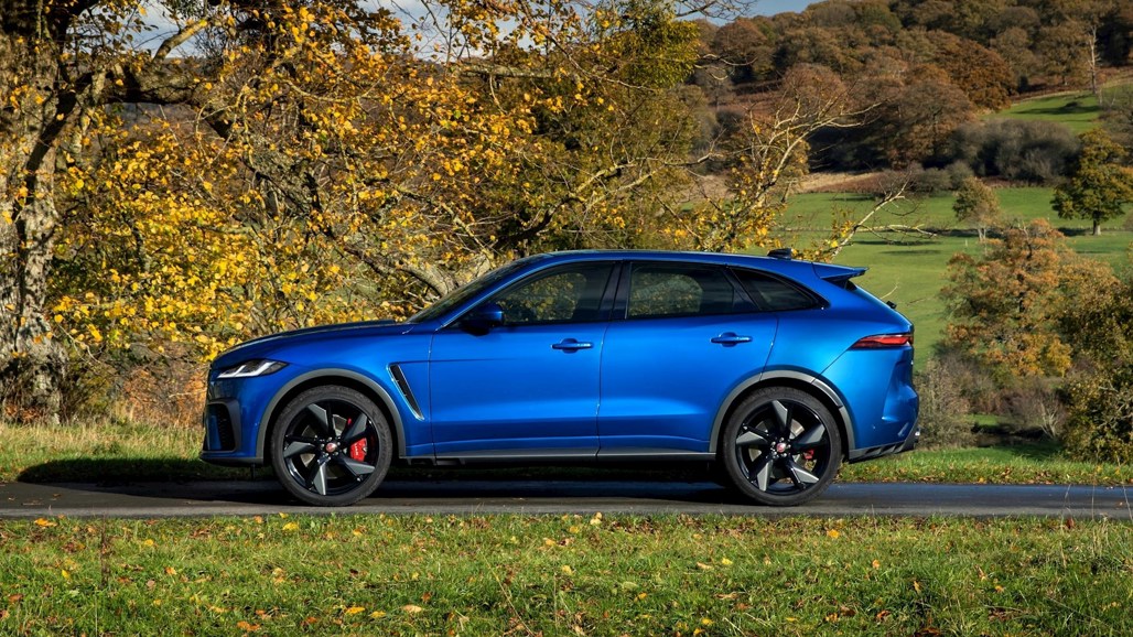 Supercharged beast: Jaguar F-Pace SVR gets even more grunt f - Driven ...