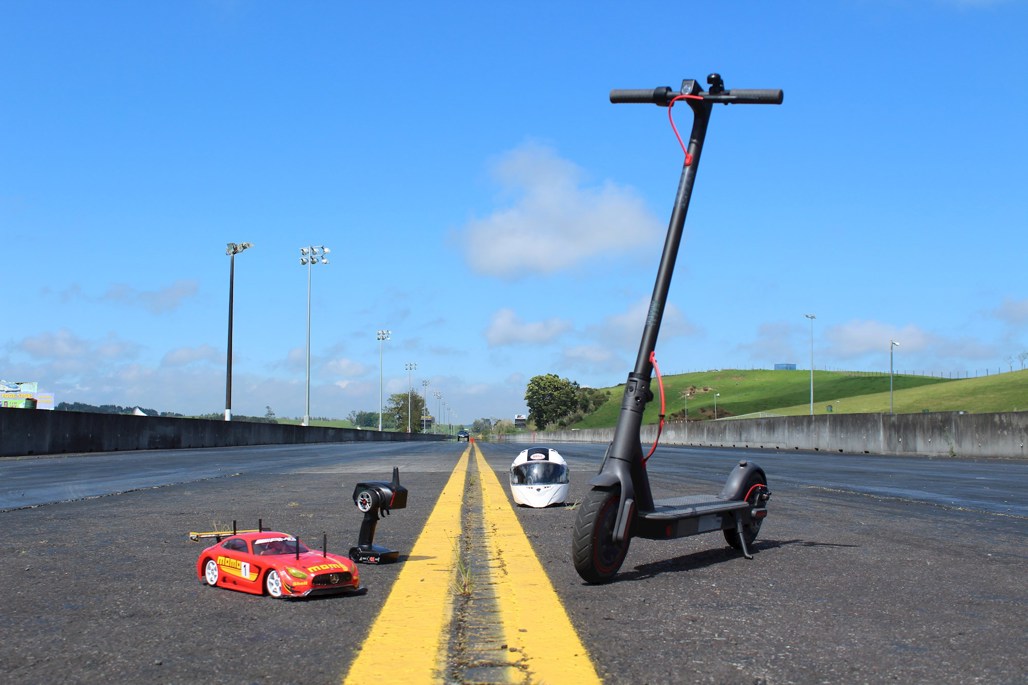 Opening up the Volt: EV dragstrip shootout (plus a supercar - Driven ...