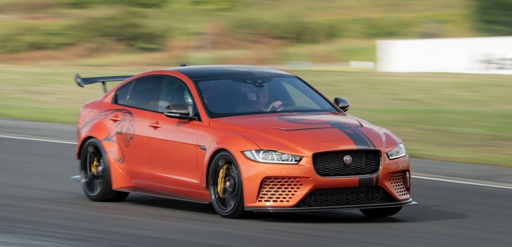 Greg Murphy back on Hamilton Supercar turf... in a Jaguar - Driven Car ...