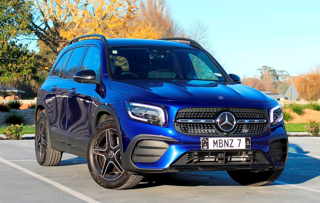 Mercedes-Benz GLB driven: seven seats, and one of 2020's top - Driven ...