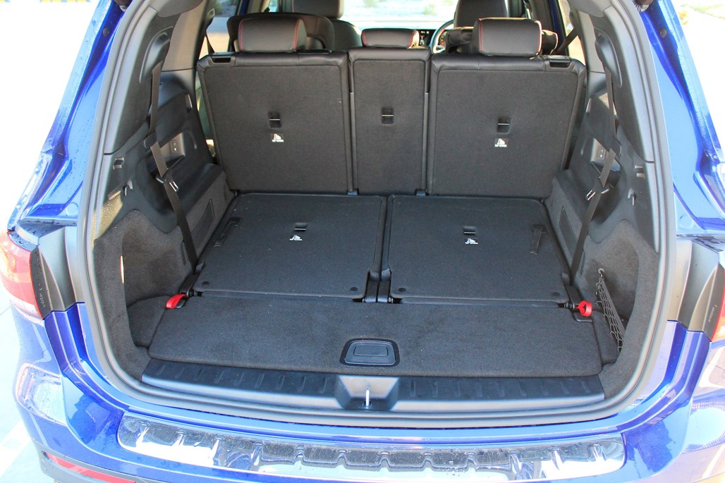 Mercedes-Benz GLB driven: seven seats, and one of 2020's top - Driven ...