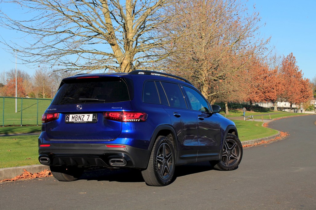 Mercedes-Benz GLB driven: seven seats, and one of 2020's top - Driven ...