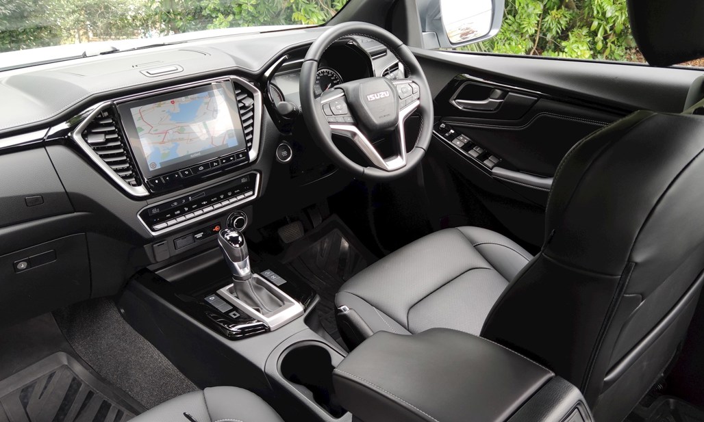 Review: how Isuzu's new ute goes for maximum impact - Driven Car Guide