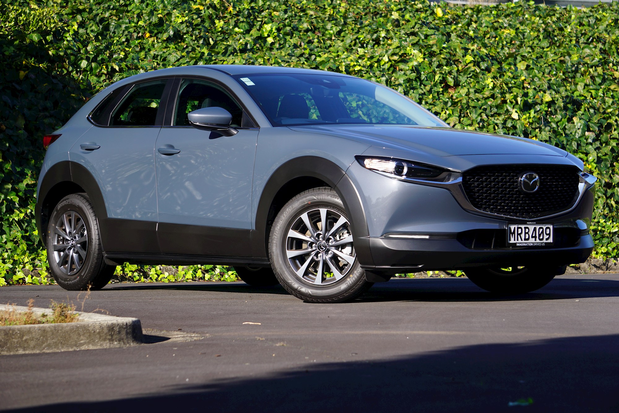 AA Car Care: How to take the perfect photographs to sell you - Driven ...