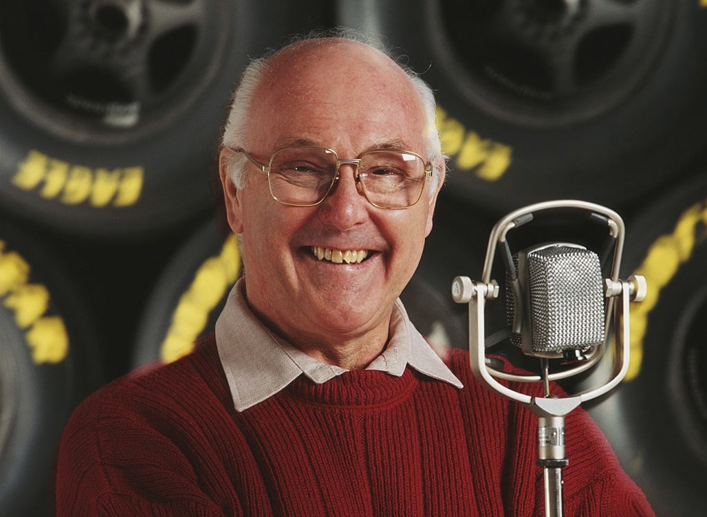 Legendary F1 commentator Murray Walker passes away at 97 - Driven Car Guide