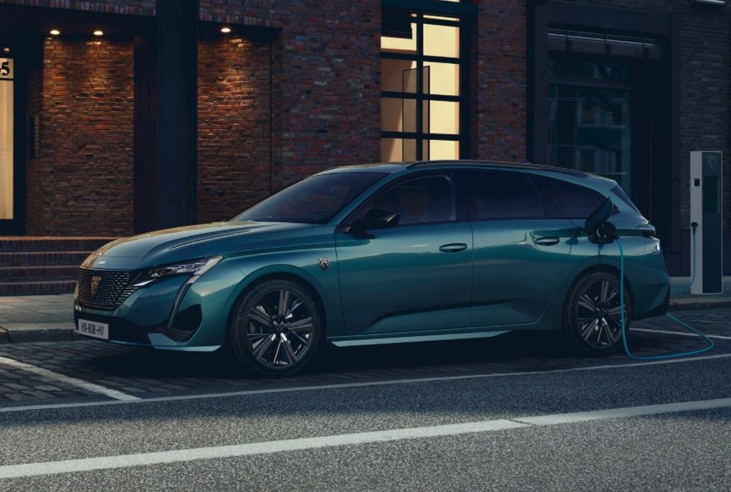 Peugeot revives the wagon dream with the all-new 308 SW - Driven Car Guide