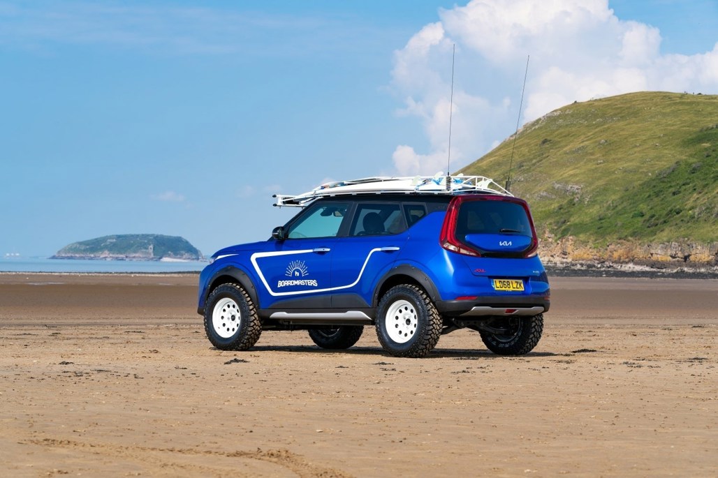 Kia reveals modified Soul EV as modern-day beach buggy - Driven Car Guide