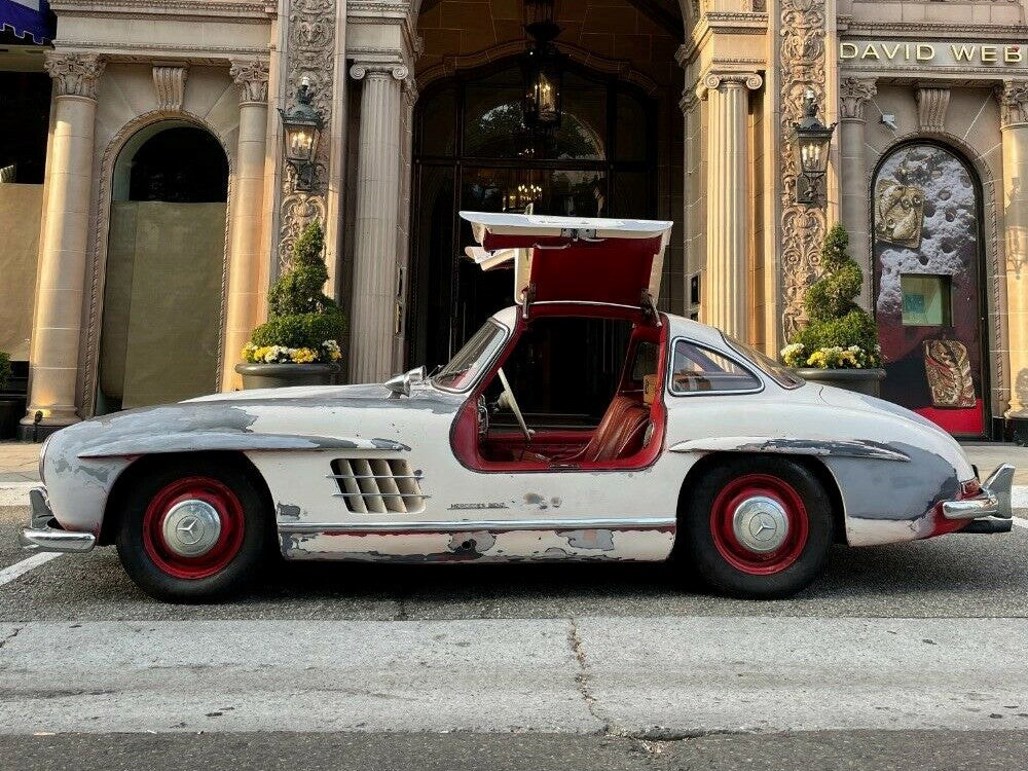 Rusty Mercedes-Benz Gullwing to fetch over $2 million at auc - Driven ...
