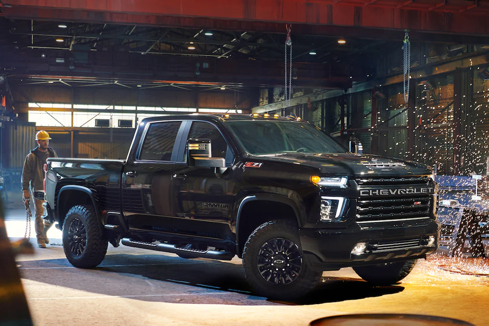 Big enough? Chevrolet's massive Silverado HD confirmed for N - Driven ...