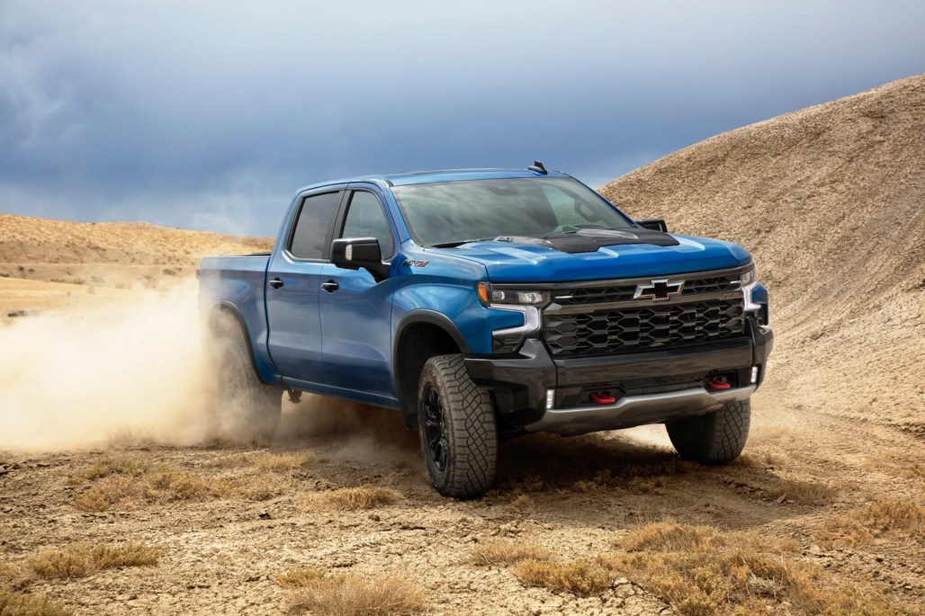 Silverado ZR2: Chevrolet's bold off-road truck revealed in f - Driven ...