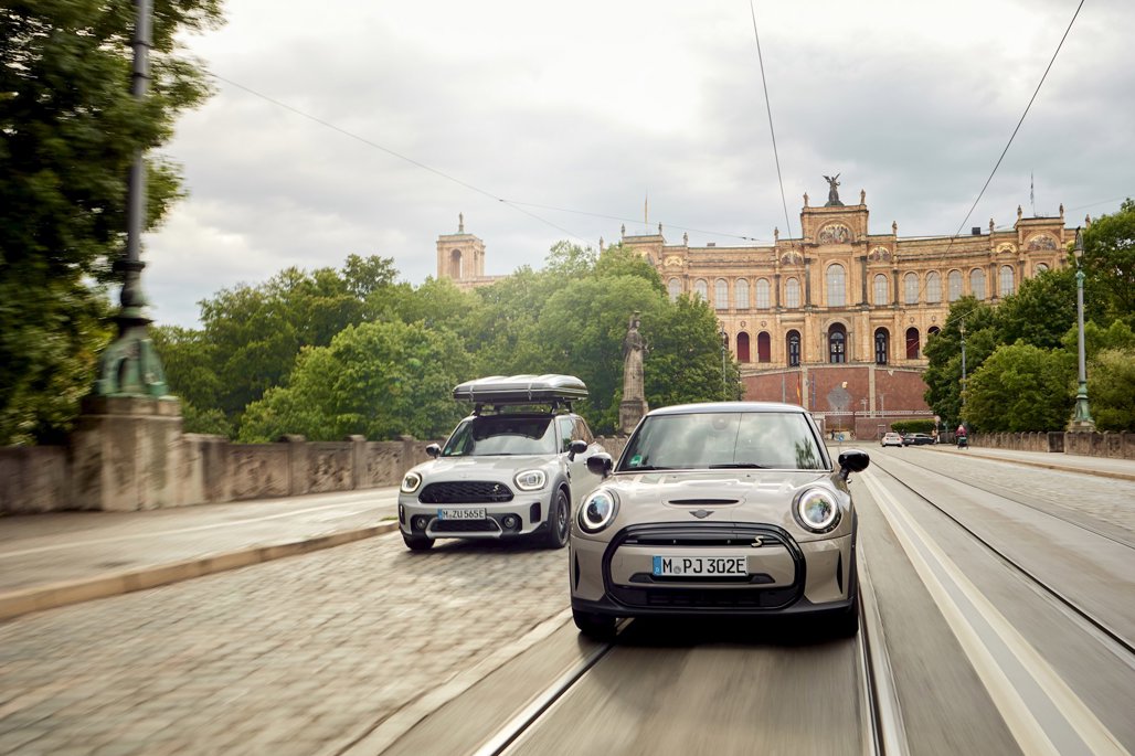GREEN SPECIAL: What's the difference between BEV, PHEV and h - Driven ...