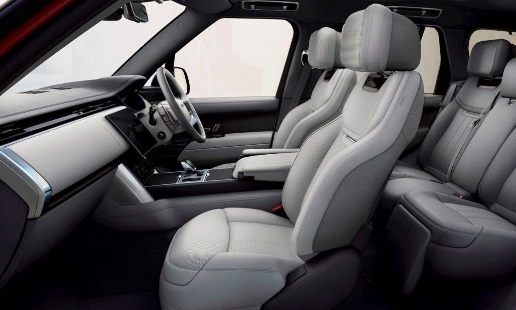 Never say never: all-new super-luxury Range Rover goes elect - Driven ...