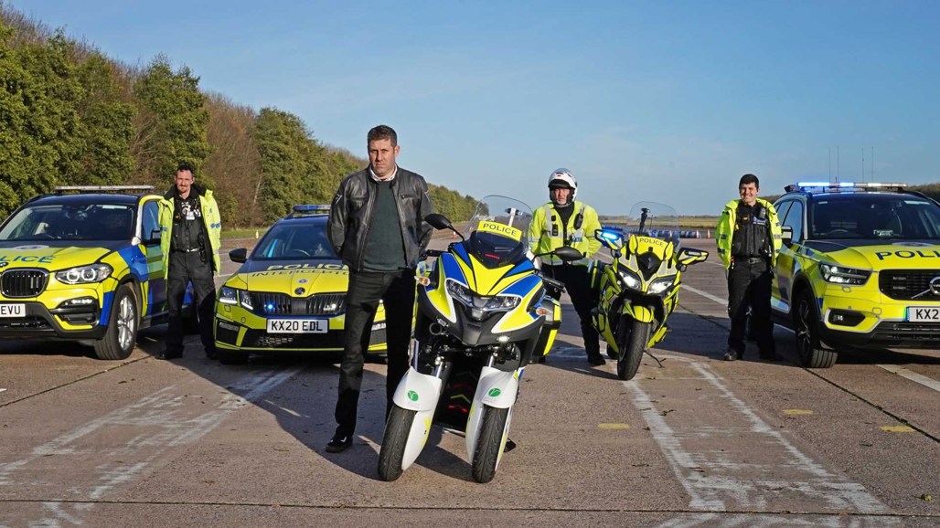 UK police get new hybrid three-wheeled scooter for first res - Driven ...