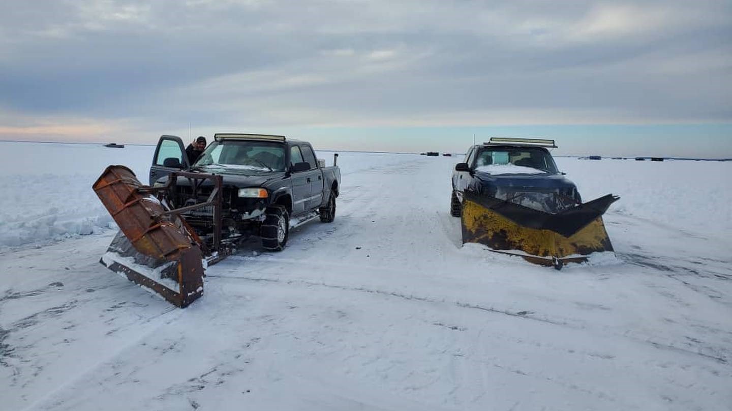 Incredible ice 'highway' offers passport-free passage to Can - Driven ...