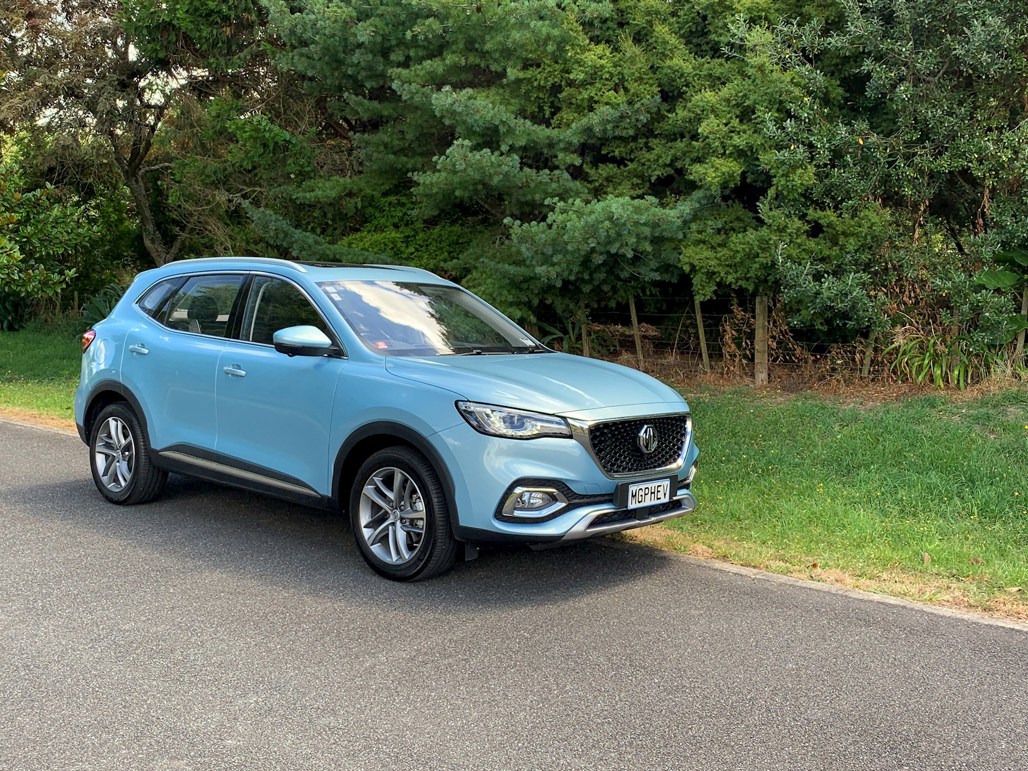 Long term test: Plugging into the MG HS PHEV - Driven Car Guide