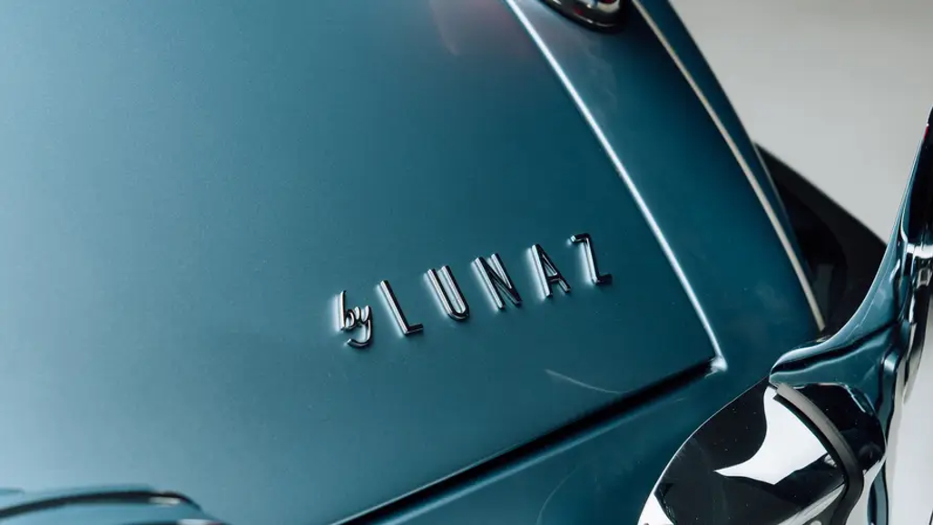 Inside the $800k electric Jaguar that David Beckham gifted h - Driven ...