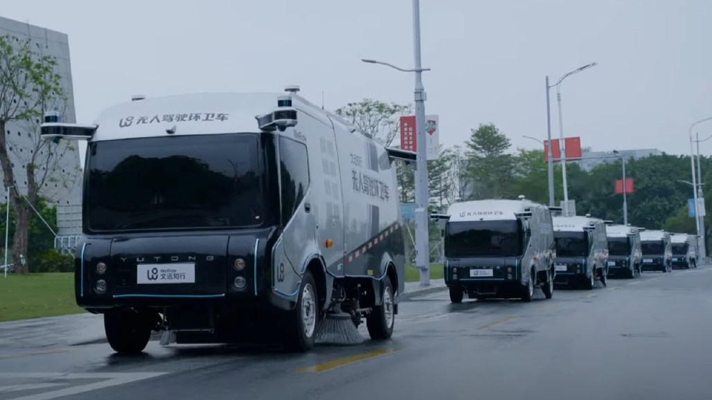 Meet Robosweeper: the autonomous EV truck that cleans and sa - Driven ...