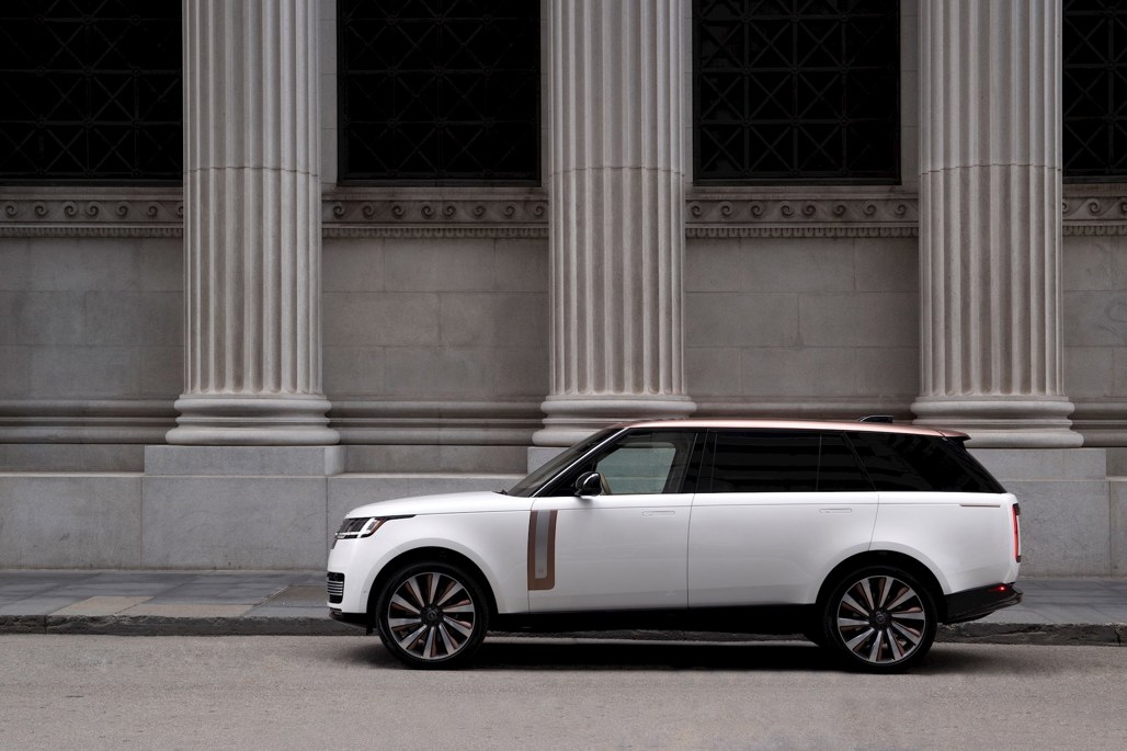 Fifth-generation Range Rover review: classically modernised - Driven ...