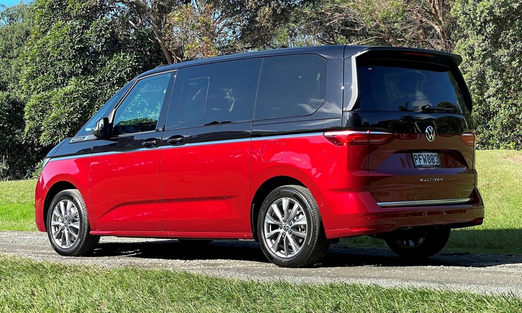 Volkswagen Multivan T7 PHEV first drive: the van to buy when - Driven ...
