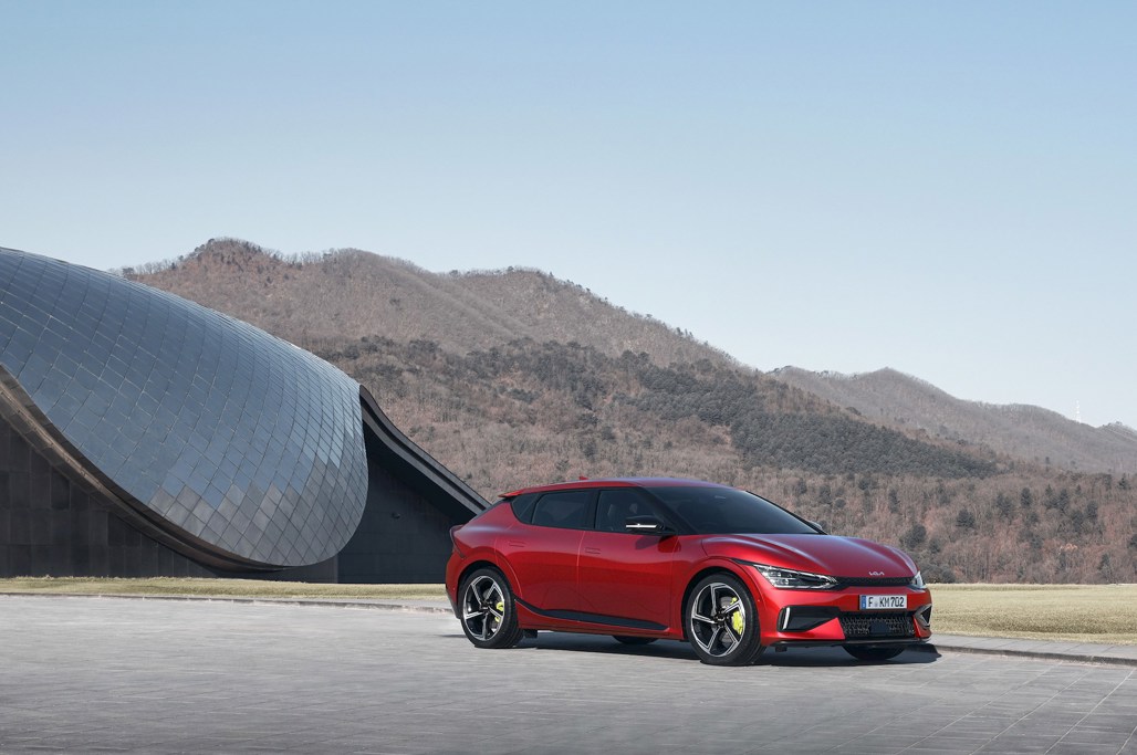 Kia NZ's super-fast EV6 GT: an extra $28k, but how much quic - Driven ...