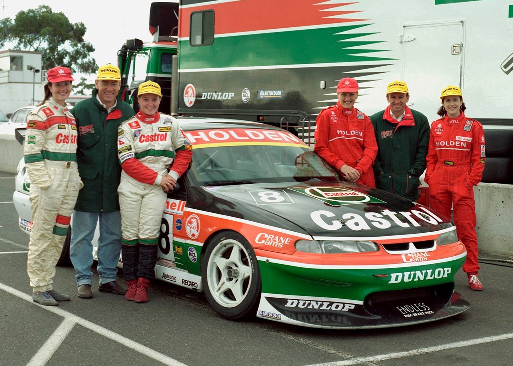 V8 Supercars and the Castrol Cougars: The Good Oil - Driven Car Guide