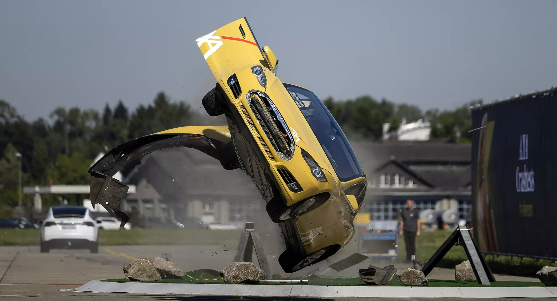 Study reveals EVs cause more damage in a collision - Driven Car Guide