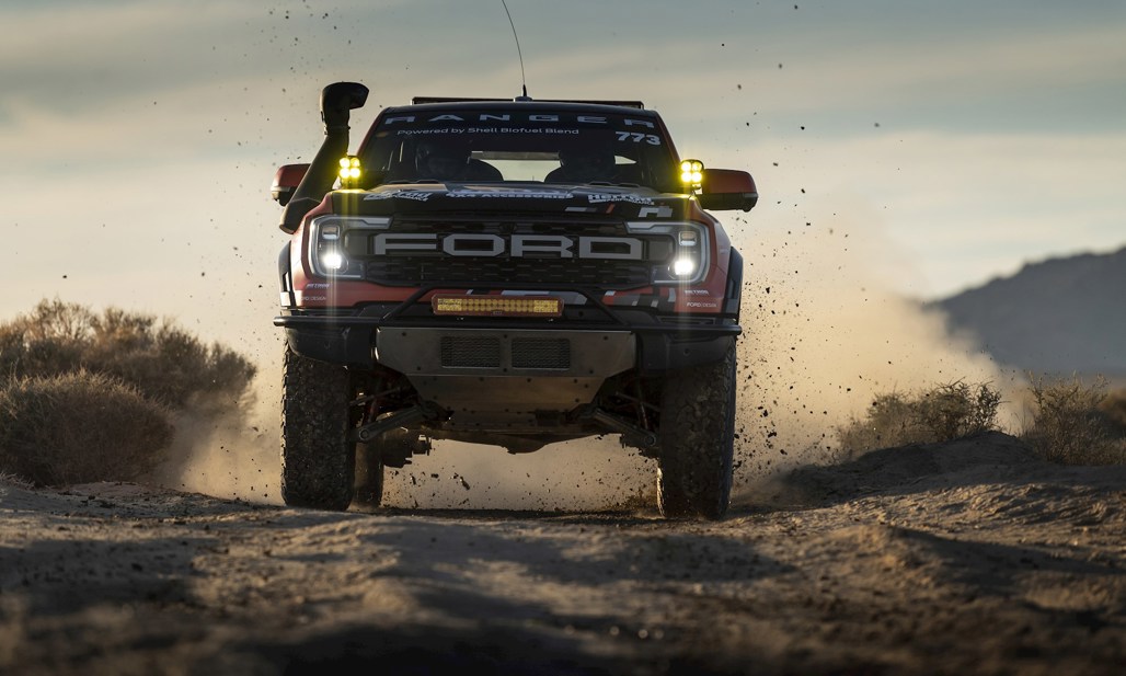 Ford Ranger Raptor in Baja mode: ute global racing debut, bu - Driven ...