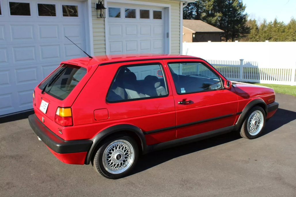 This 1992 Volkswagen Golf GTI 16V sold for almost $140k - Driven Car Guide