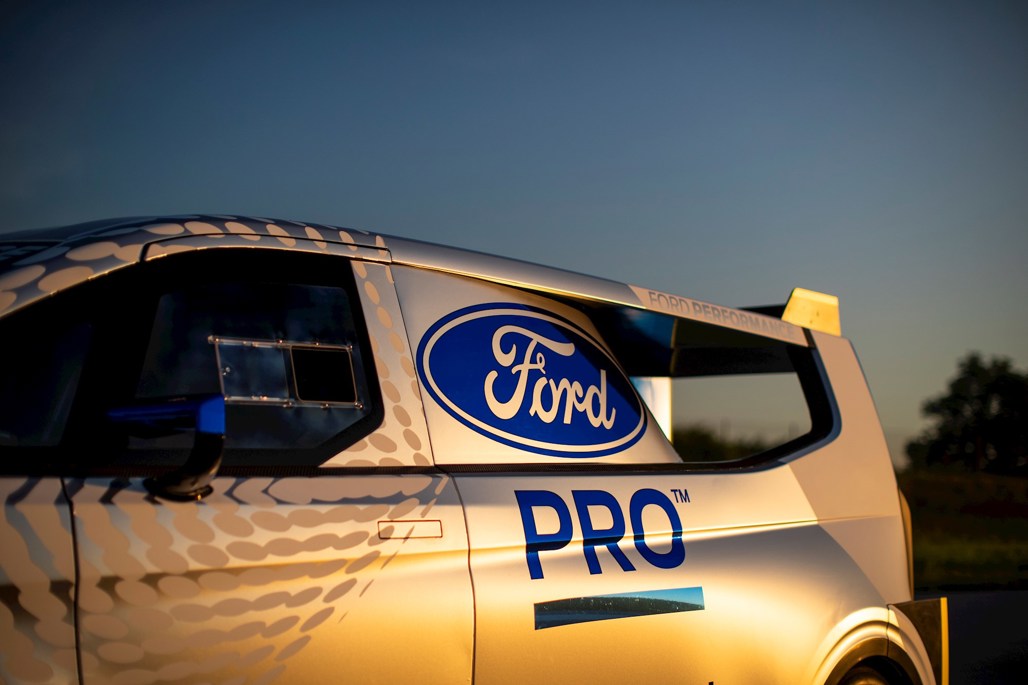 Zooming with DRIVEN: The history of Ford's SuperVan as it he - Driven ...
