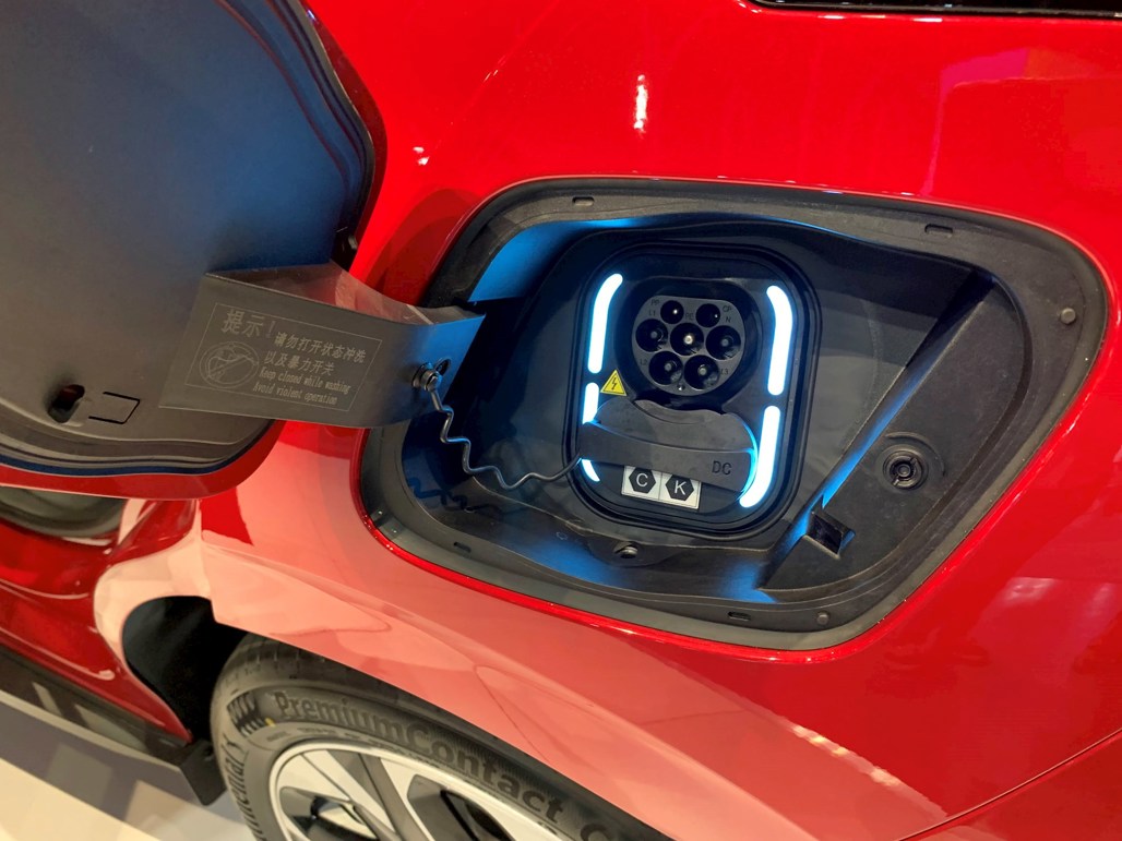 Rear-drive MG4 and long-range MG ZS EV unveiled - Driven Car Guide