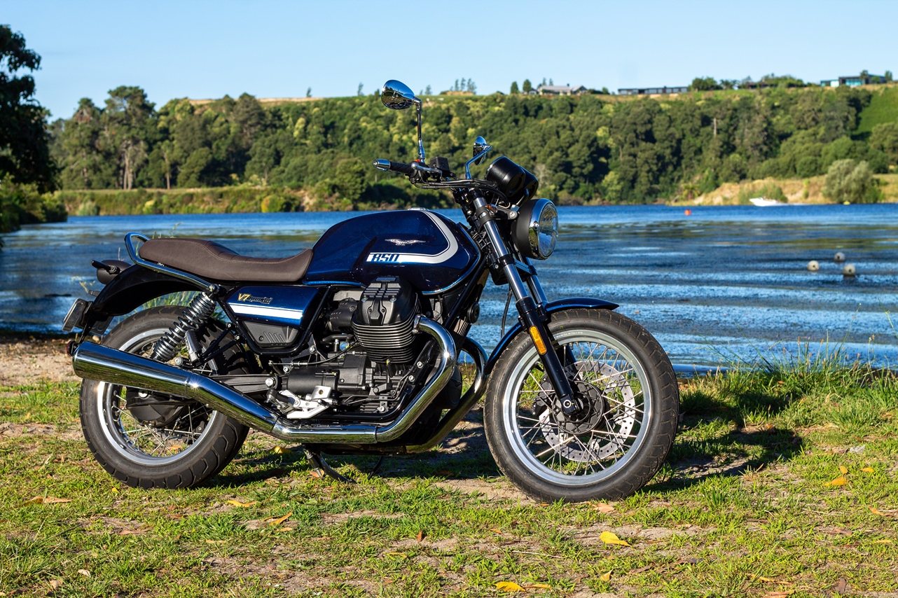 Ridden: Moto Guzzi Blu Formale V7 Special review - Driven Car Guide