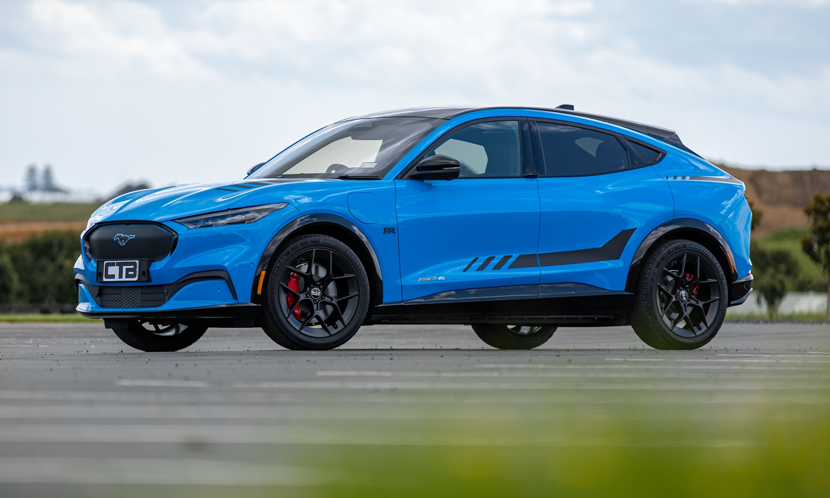 Ford New Zealand serves up Ready To Rock accessory package f - Driven ...